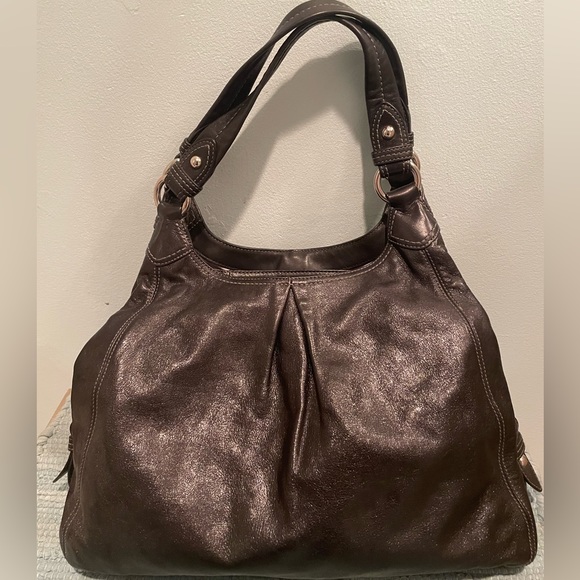 Coach | Bags | Coach Madison Maggie Bag Black With Silver Hardware ...